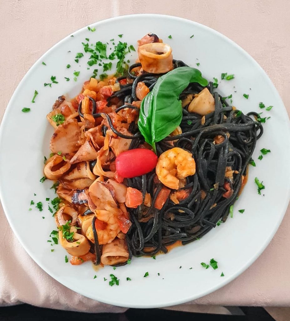 13 Best Restaurants in Madeira - Portugal.com