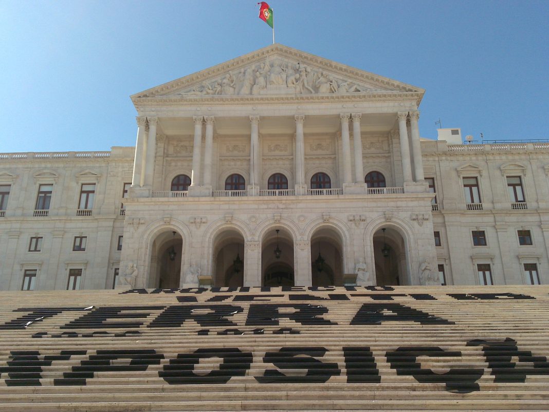 Political Parties in Portugal - Portugal.com