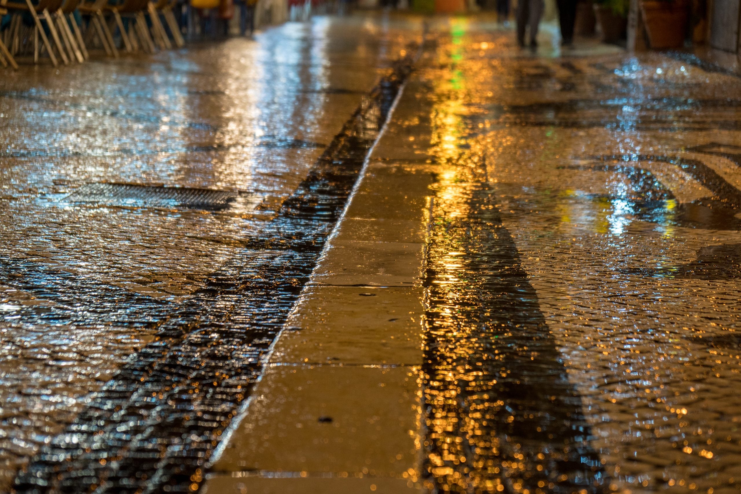 Bad weather returns with risk of floods in Portugal - Portugal.com