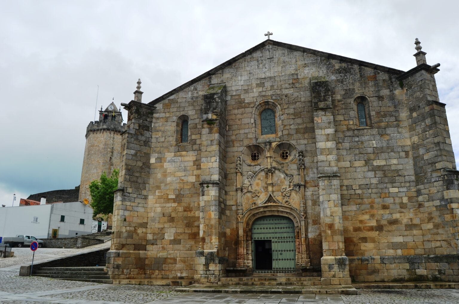 The Great Border Castles Road Trip - Portugal.com