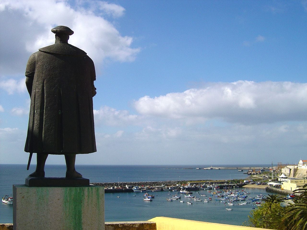 A Guide to Sines, Portugal’s Port of Entry - Portugal.com