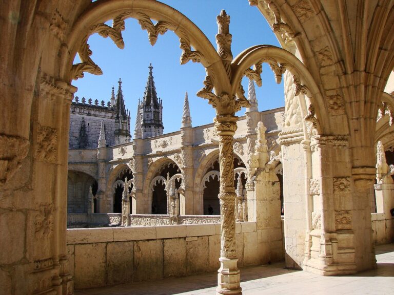 Manueline Architecture in Portugal - 9 Iconic Manueline Landmarks ...