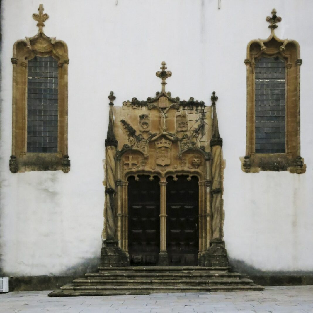 Manueline Architecture in Portugal - 9 Iconic Manueline Landmarks ...