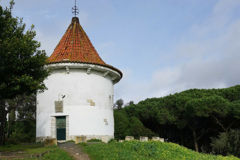 Monsanto: The Fascinating History of Lisbon’s Largest and Strangest ...
