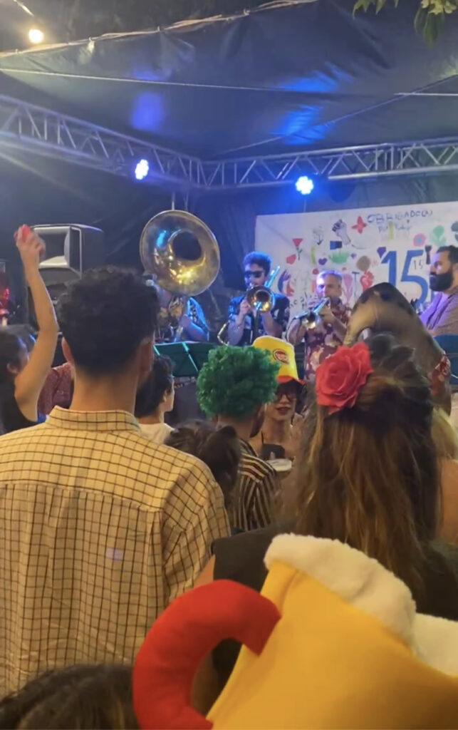 The Ultimate Guide to the Biggest Party in Lisbon - Santos Populares ...