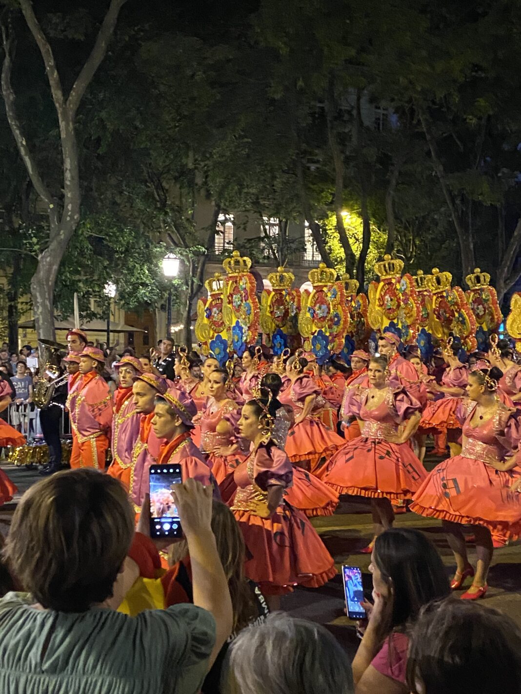 The Ultimate Guide to the Biggest Party in Lisbon - Santos Populares ...