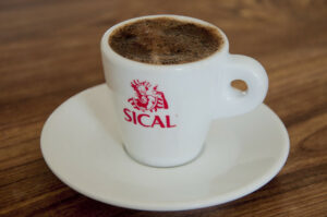 How to Order a Coffee in Portugal - Portugal.com