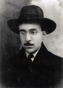 9 Incredible Facts about Fernando Pessoa - Portugal.com