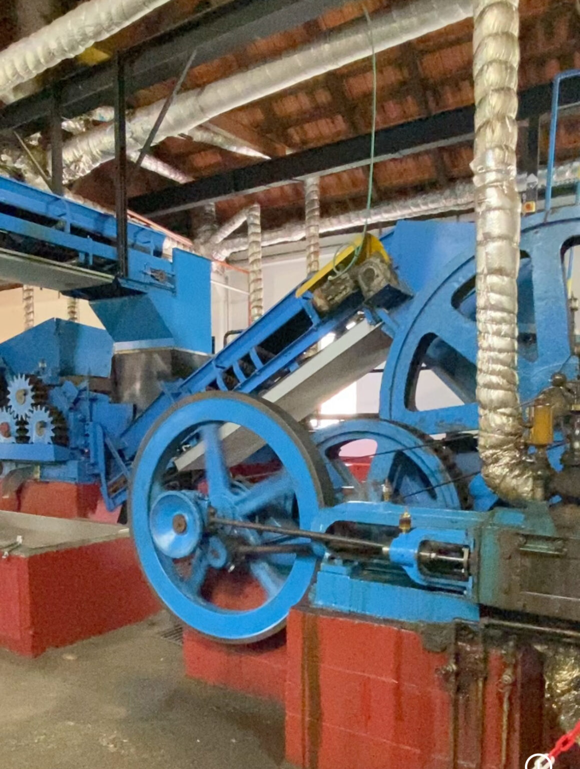 Engenhos do Norte Rum Distillery, Porto da Cruz, Madeira - Portugal.com